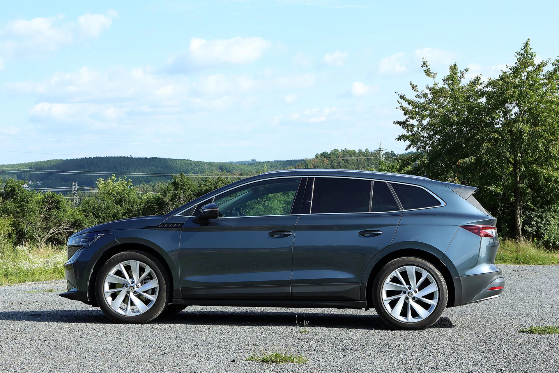 Skoda Enyaq iV характеристики, двигатели, поколения